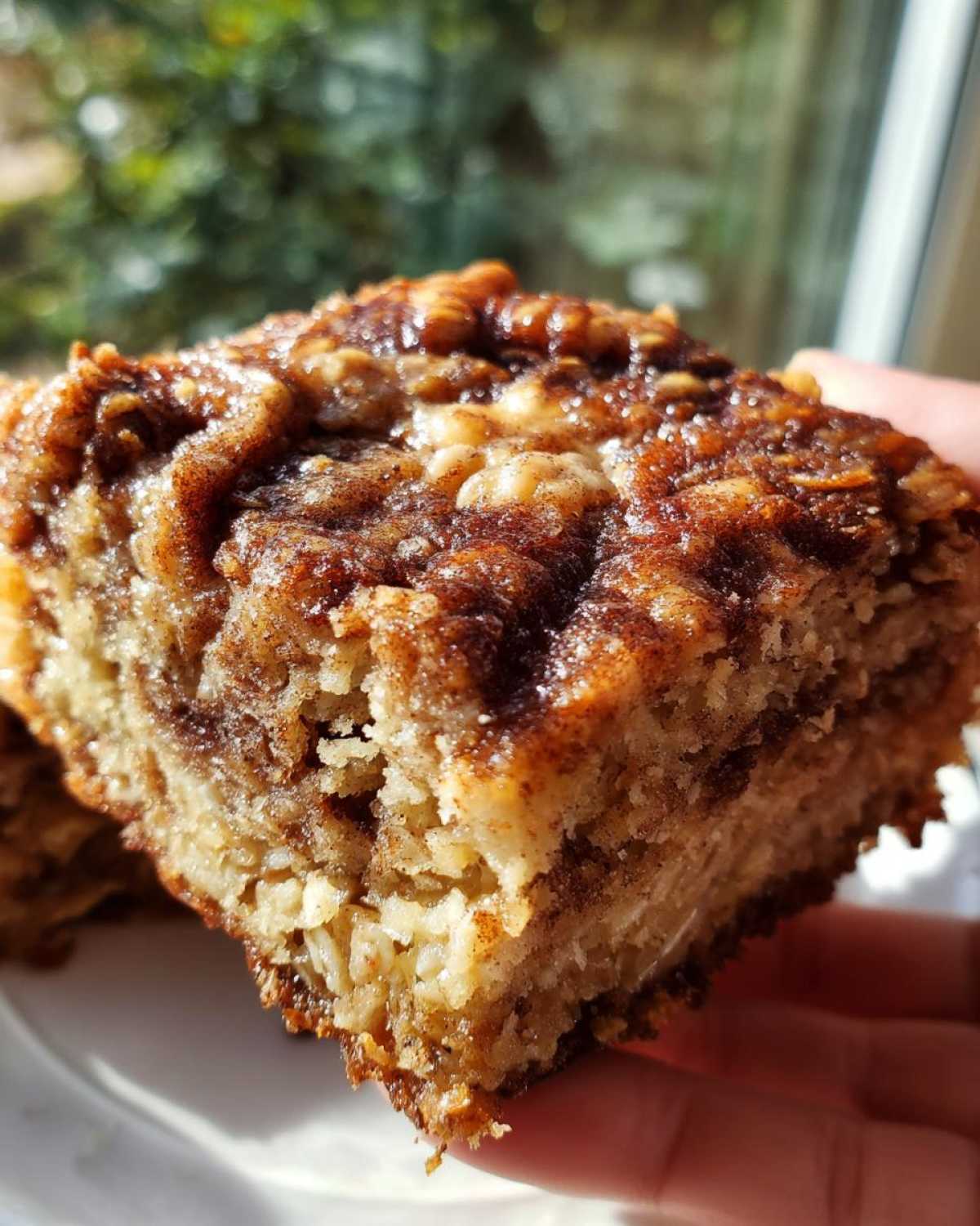 Cinnamon Roll Baked Oatmeal Squares: 10 Delicious Bites - Whisk Daily